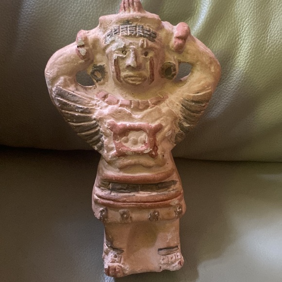 AZTEC POTTERY MEXICO VINTAGE | Art | Vintage Aztec Warrior Pottery ...